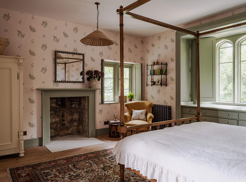 Bespoke Wallpaper – Tess Newall